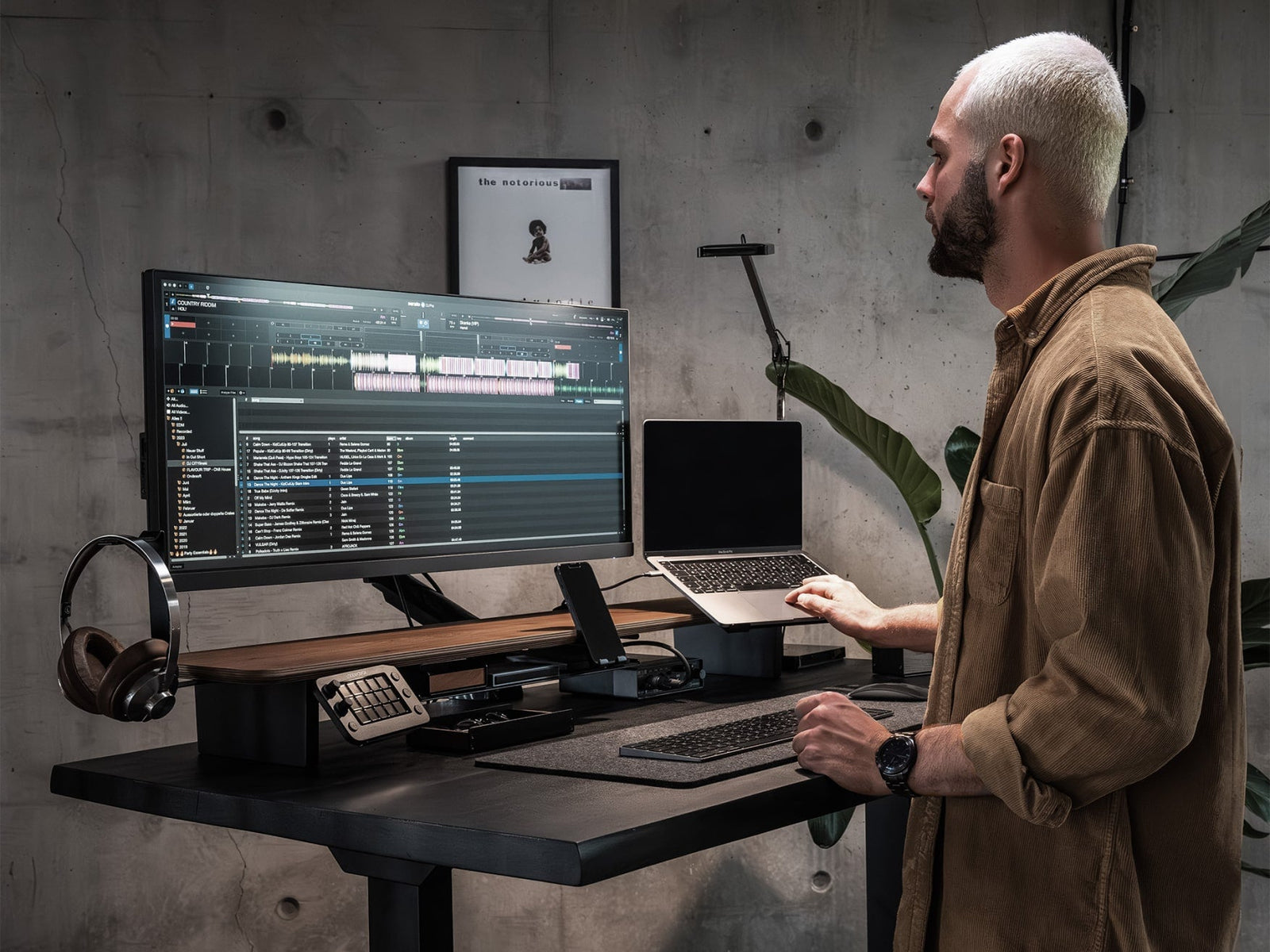 Setup Cockpit – The Dual Monitor Stand for your Desk Setup | BALOLO